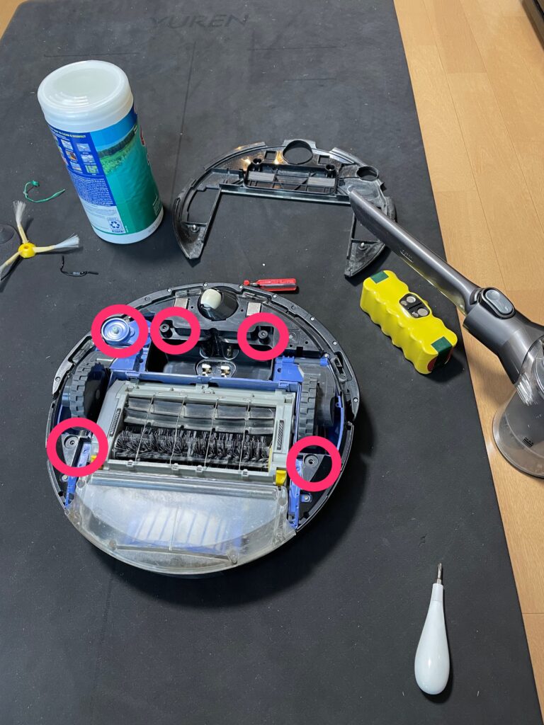 【ロボット掃除機/Roomba】595 pet series もらいものルンバの解体と掃除 | ガレーヂ あずまる